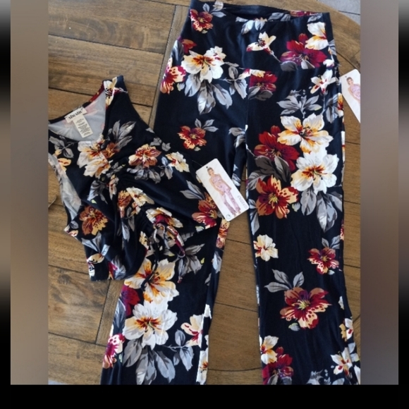 shosho | Pants & Jumpsuits | Shosho Brand Size Med Top Bottoms Black ...